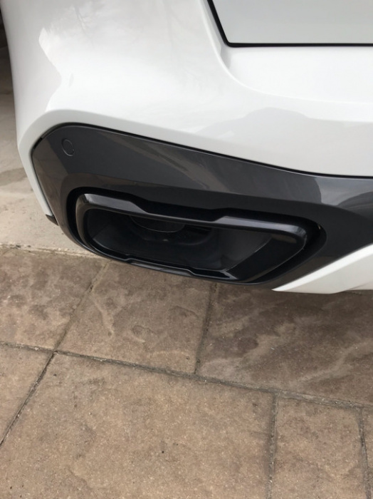 Черные насадки глушителя BMW X5 G05 » 51128078669
