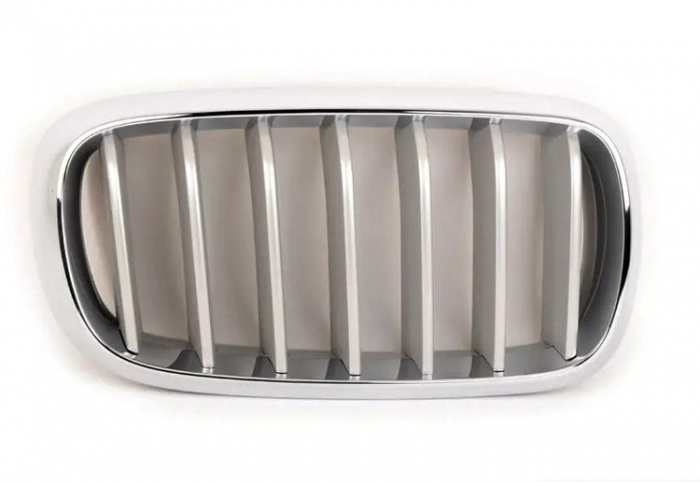 Решетка радиатора BMW X5 F15 Pure Experience. 51117303107. 51117303108.