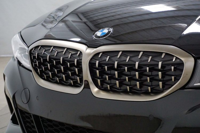 Решетка радиатора BMW M340i G20 » 51138079741