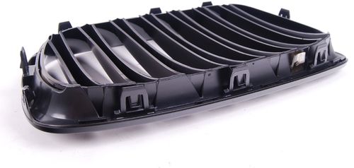 Решётка радиатора BMW X1 E84 M Performance. 51712297585. 51712297586