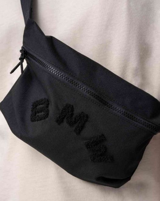 Черная сумка через плечо BMW » 80225A87992